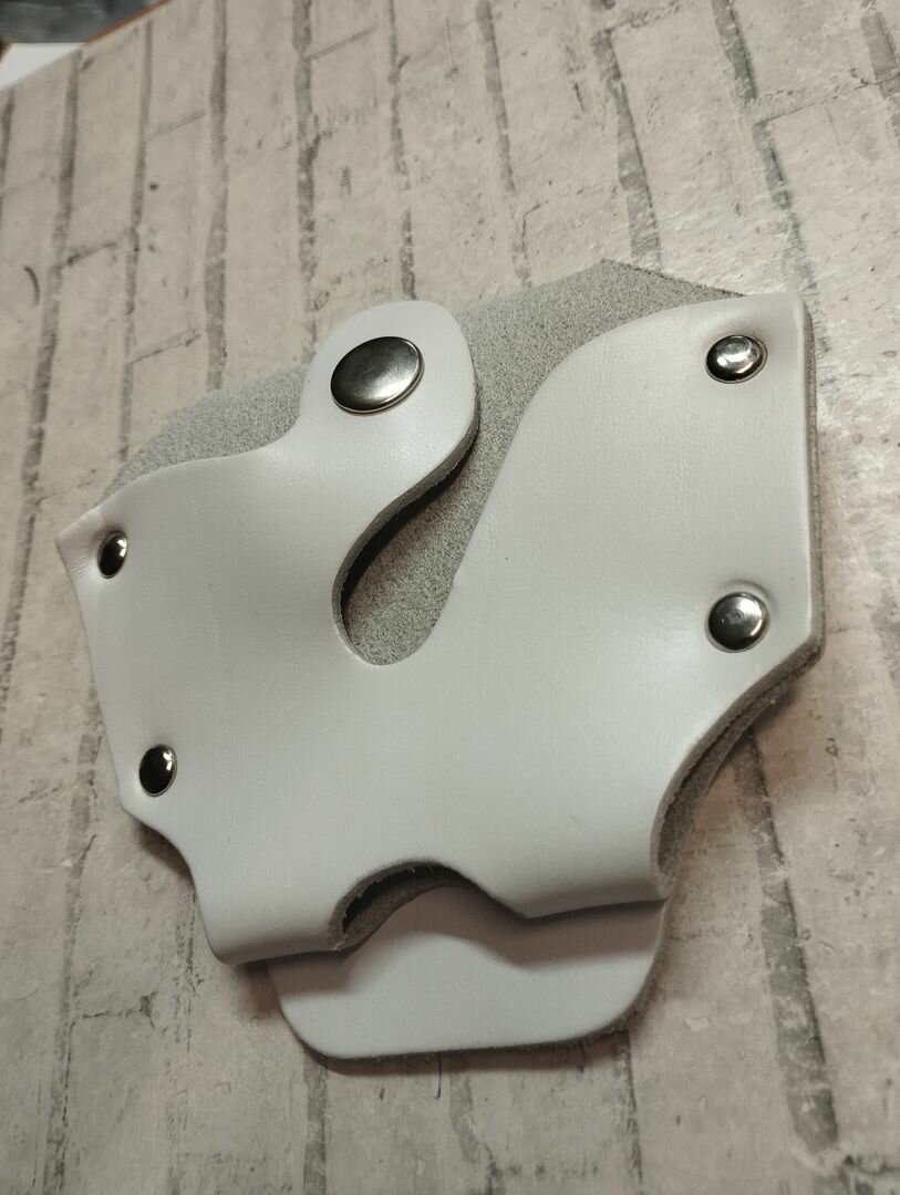 Чехол для наручников открытый белый