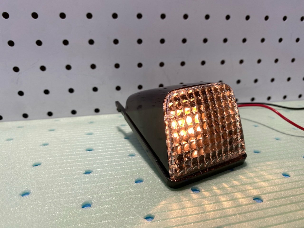 Фонарь габаритный на верх кабины VOLVO FH12, FH13, FM12, FM13 Вольво ФШ ФМ