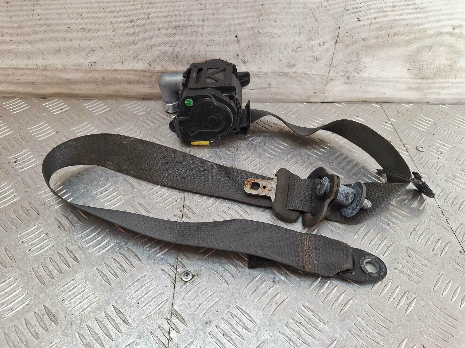 Ремень безопасности передний левый Chevrolet Spark M300 2013 95965238