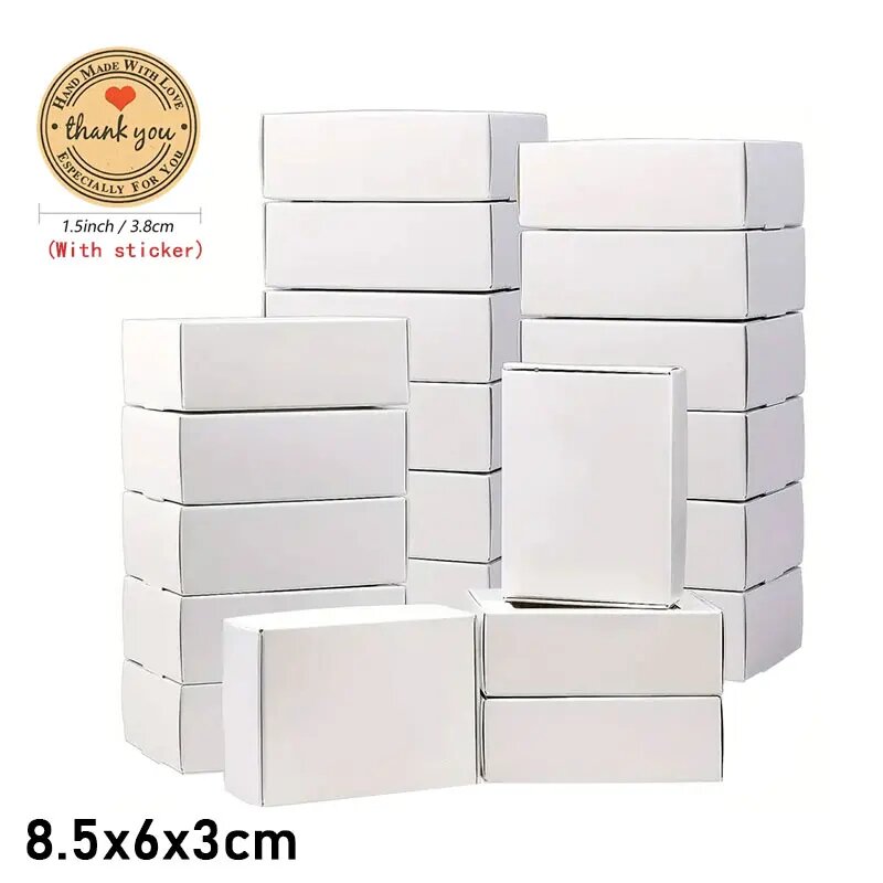 10 подарочных коробок 8.5x6x3 см, белые