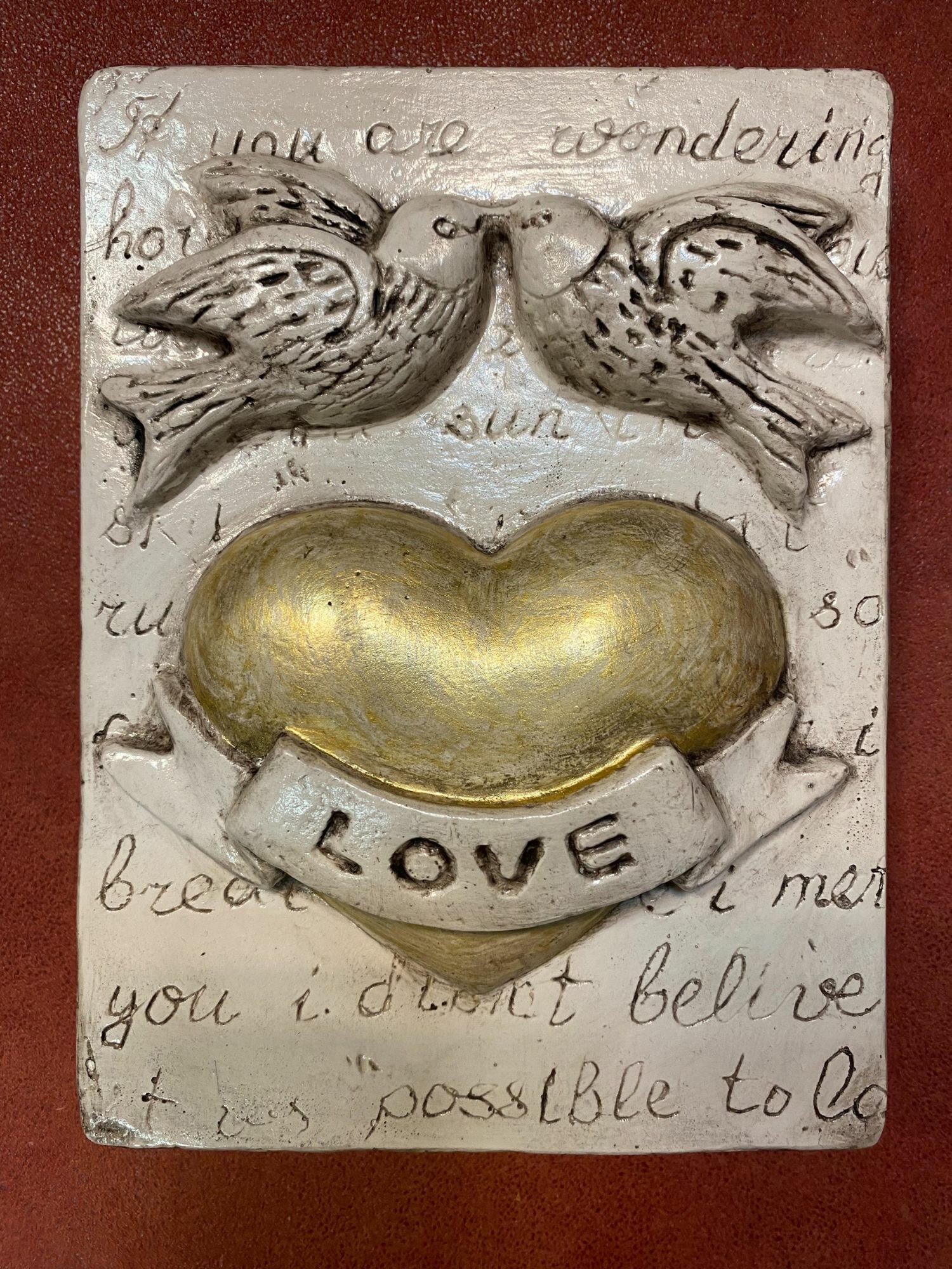 Авторское панно барельеф Сердце LOVE, ручная работа, 20х15 см