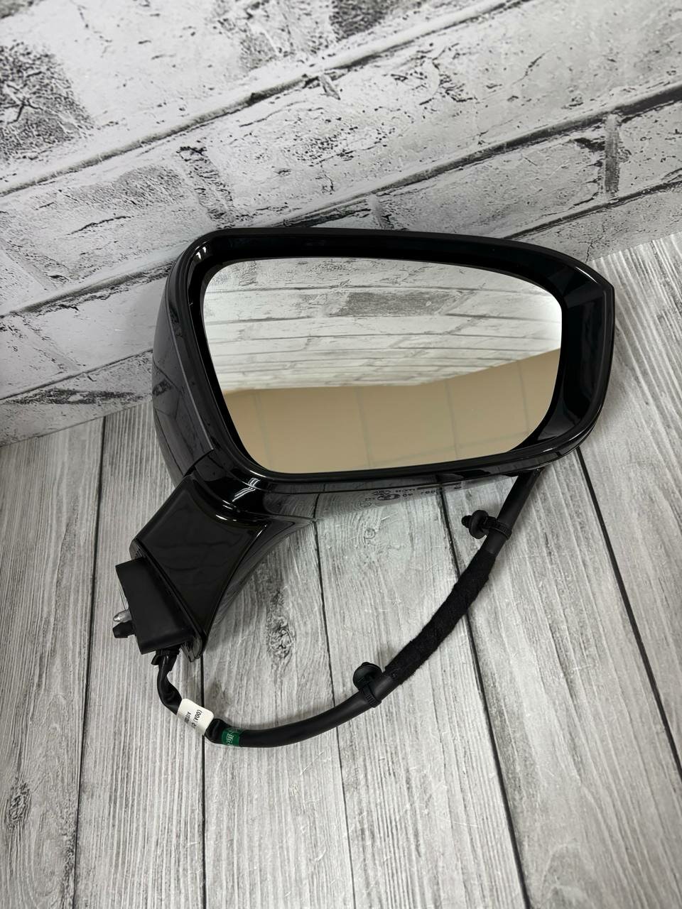 Зеркало правое Exeed LX новое оригинал