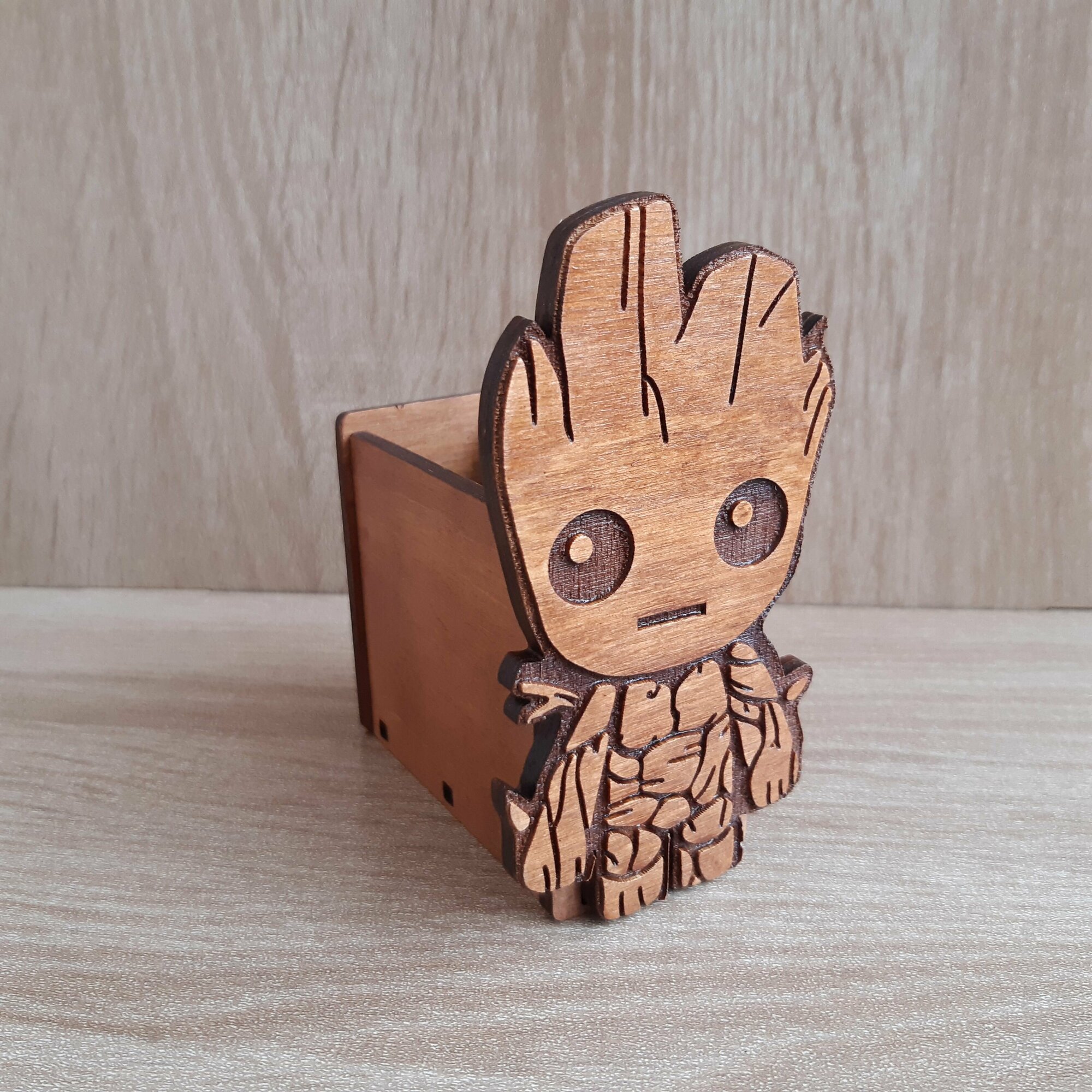 Карандашница "Я есть Грут!"