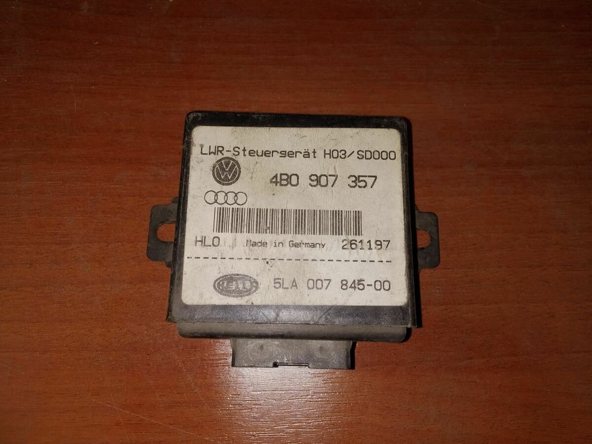 Блок корректора света фар Audi A8 A6 TT 4B0907357 4B0907357