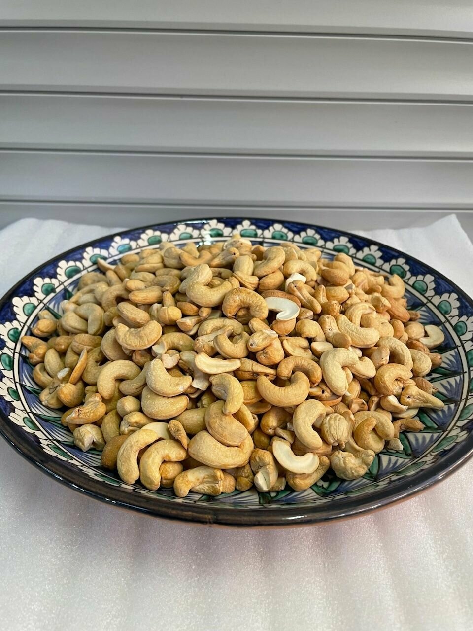 Кешью жареный из Вьетнама,1 кг, урожай 2025 года.