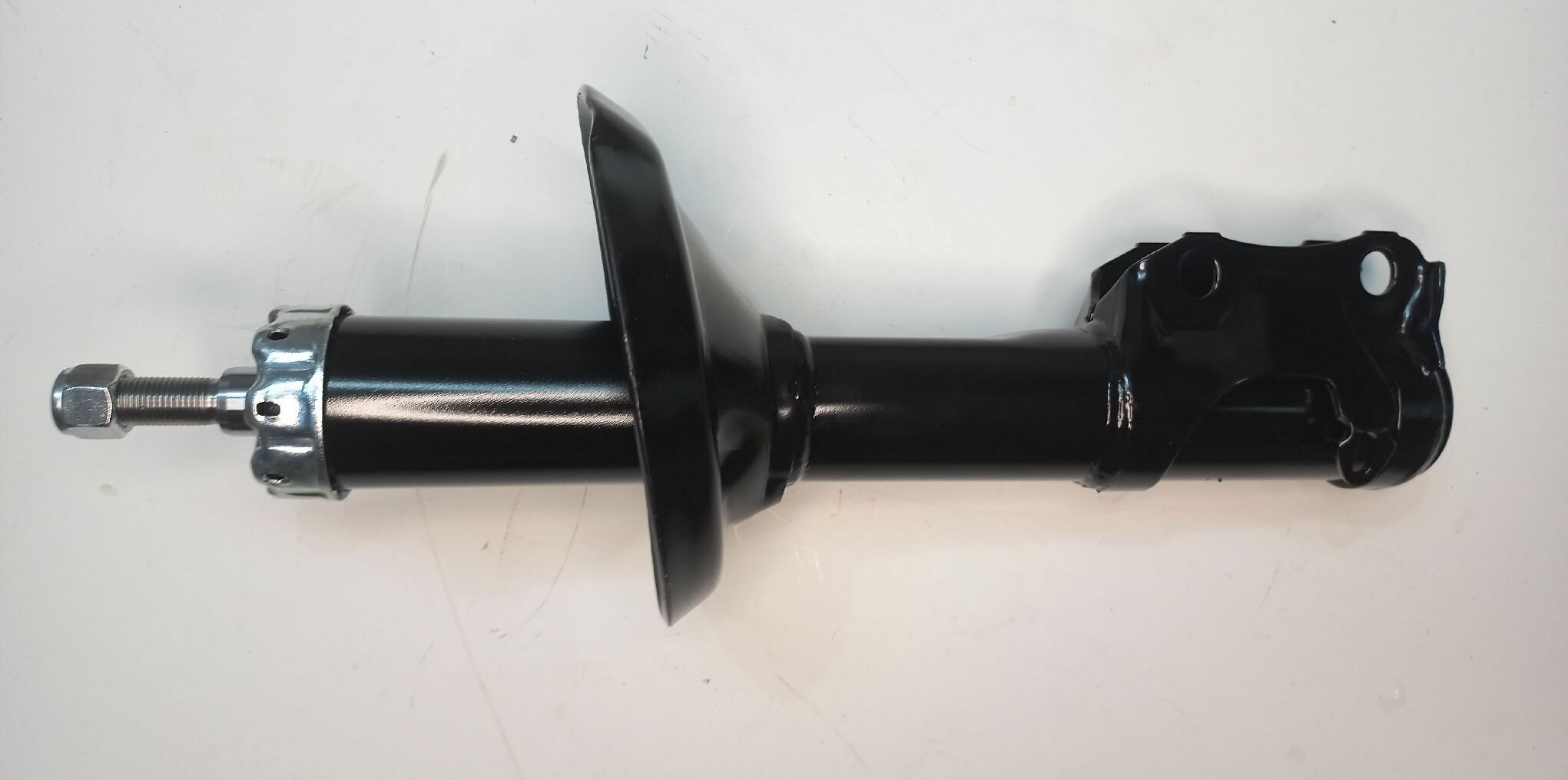 Амортизатор передний MILES Chery Bonus, Very A13 [1.5 16V 5MT седан]