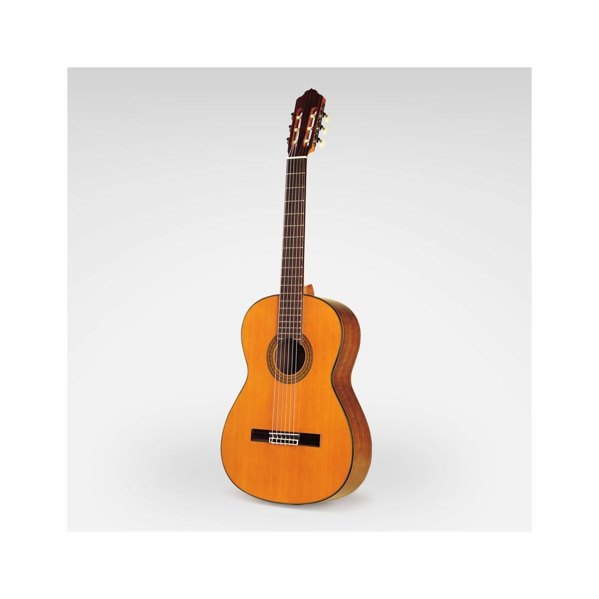 Классическая гитара Esteve 7 CD Satin
