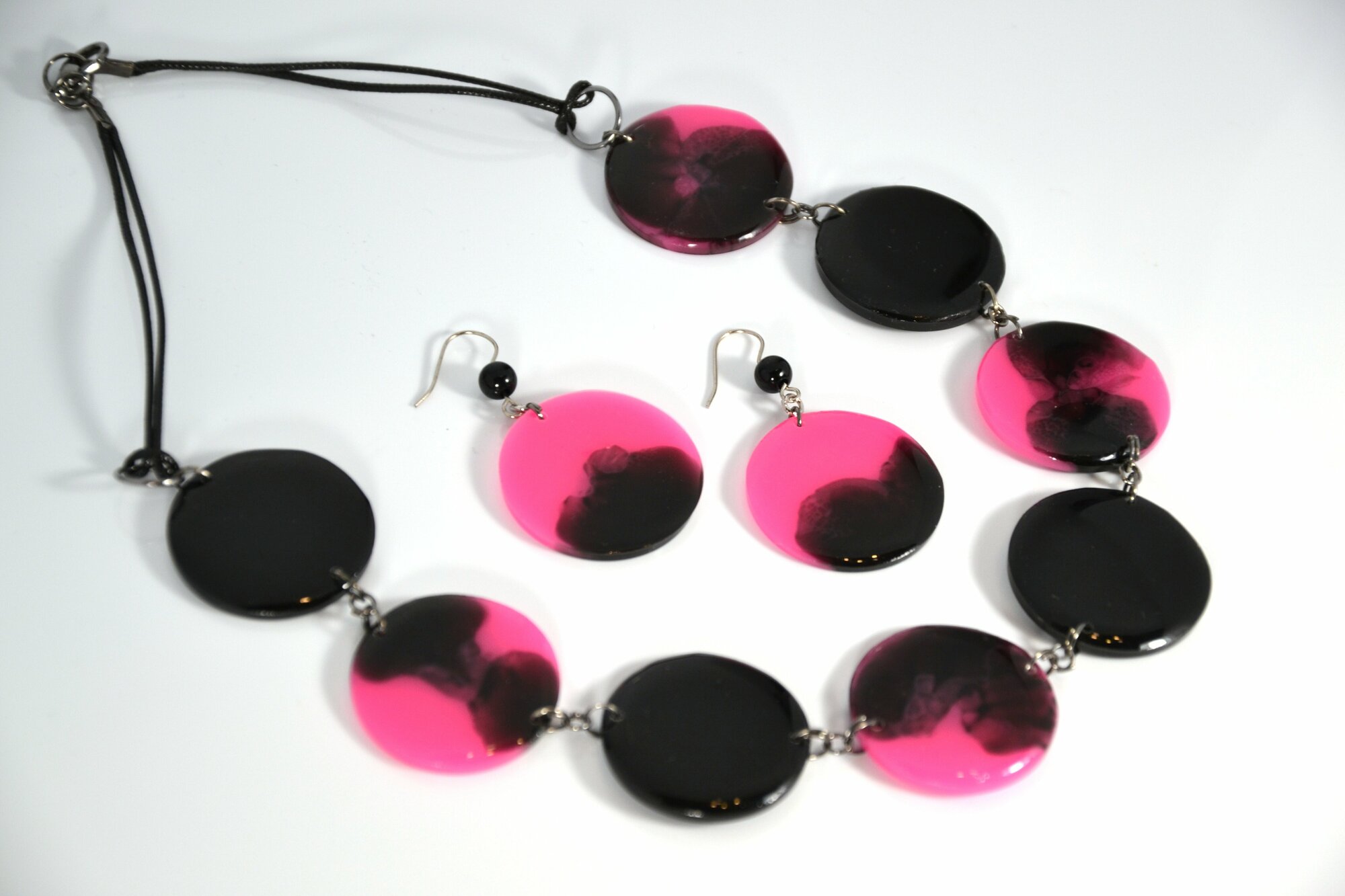 Комплект бижутерии: серьги, колье