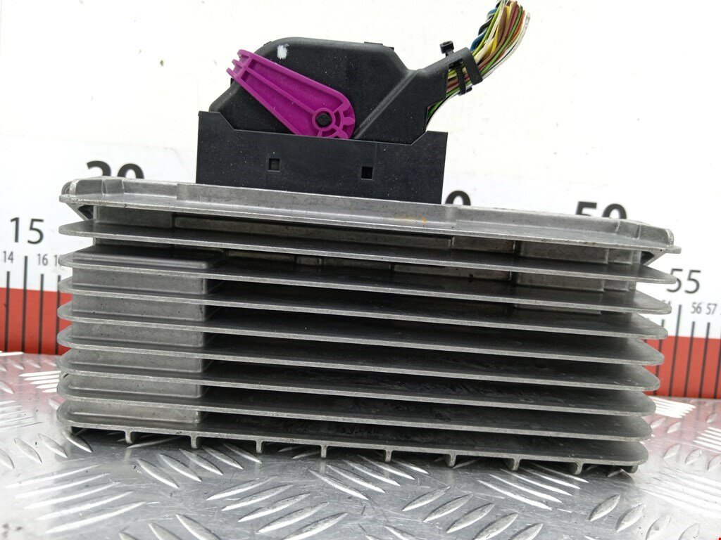 Усилитель акустической системы Audi A5 8T 8T0035223J арт. 1734971