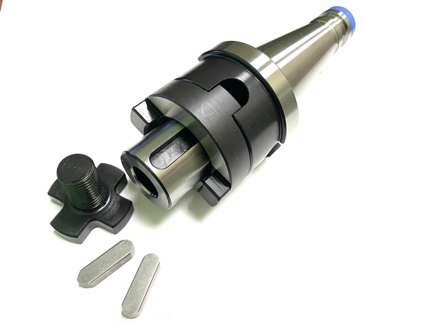 Оправка для торцевых насадных фрез комбинированная 7:24 NT40 d32