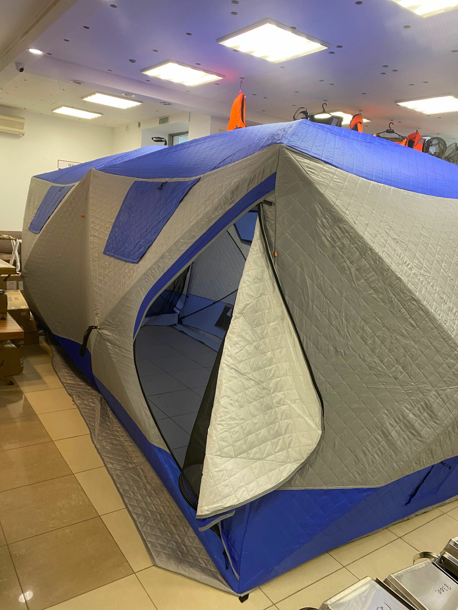 Трехслойная палатка-куб для зимней рыбалки Mircamping 2023. Палатка Дубль