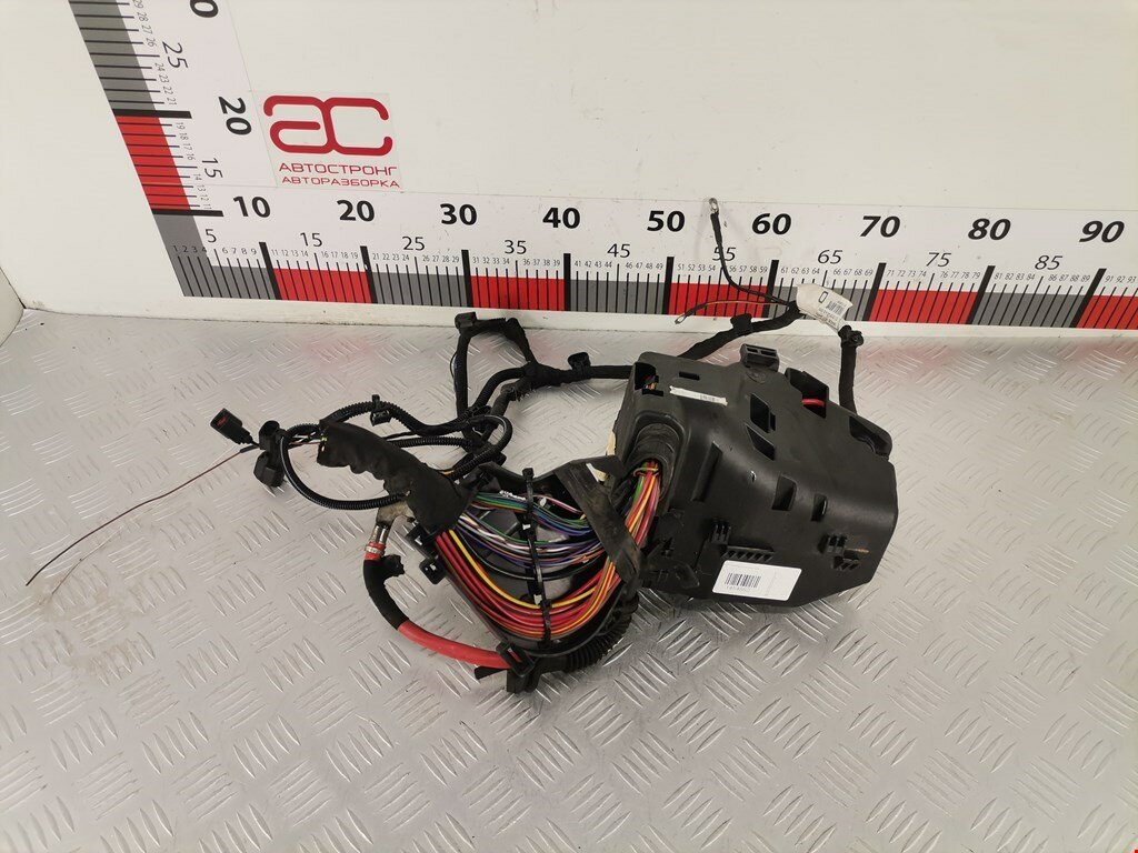 Блок предохранителей Volvo S60 2 30728630 арт. 1454862