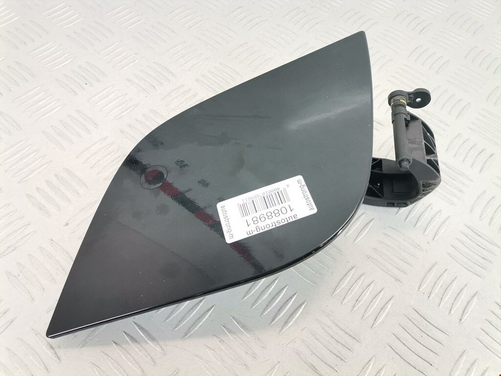 Лючок бензобака Ford Focus 3 1746391 арт. 1088981