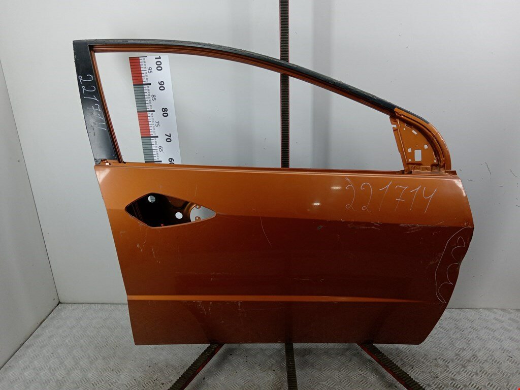 Дверь передняя правая Honda Civic 8 67010SMGE00 арт. 2102999