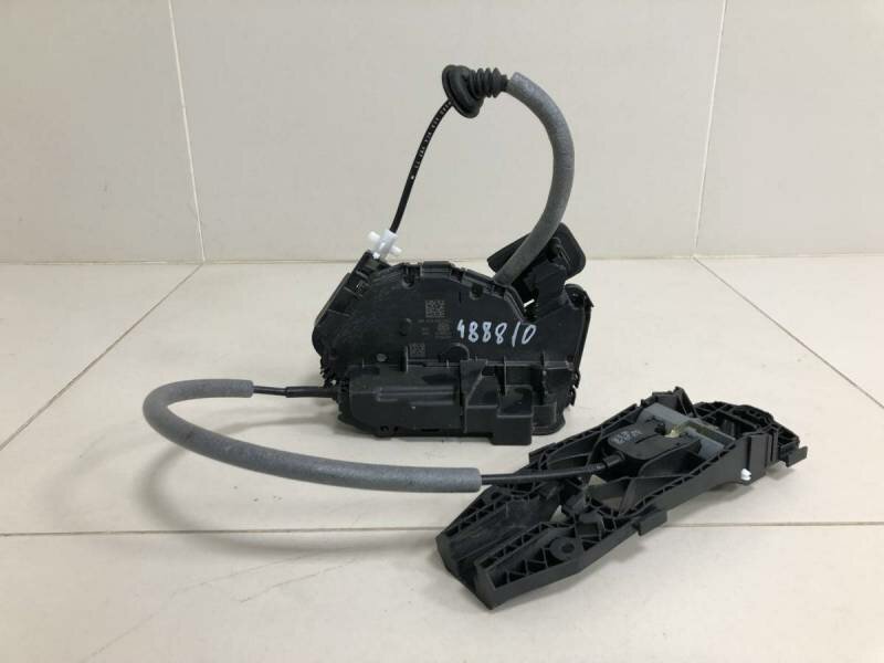 Замок двери задней левой Volkswagen Polo Mk6 2020 кат.номер: 5TA839015L