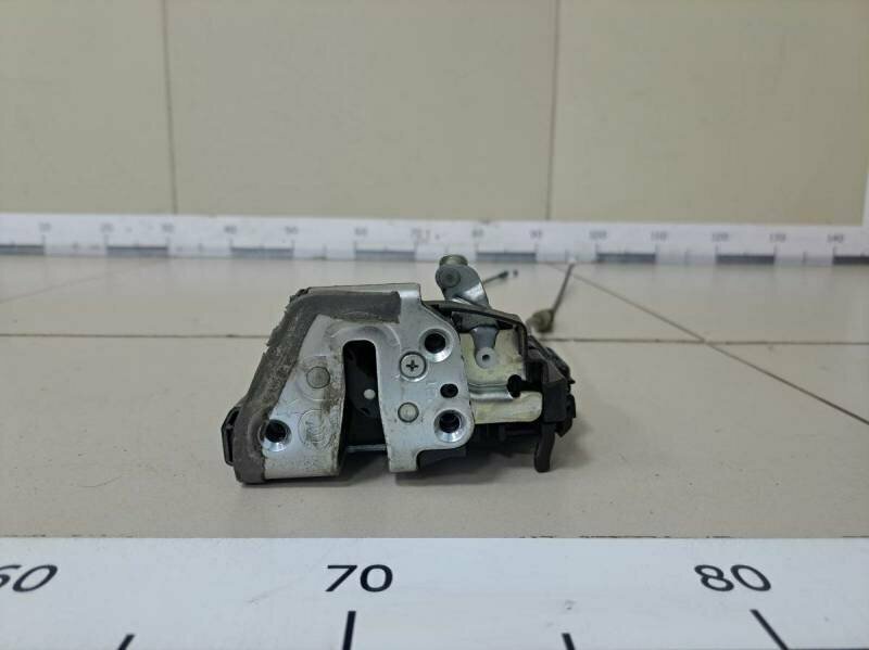 Замок двери задней правой Toyota Corolla E150 2006-2013 кат.номер: 6905042021