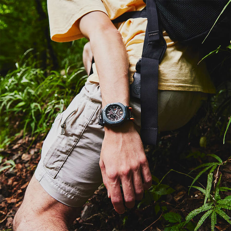 Наручные часы CASIO Pro Trek, синий, коричневый, серый, оранжевый — фото 1