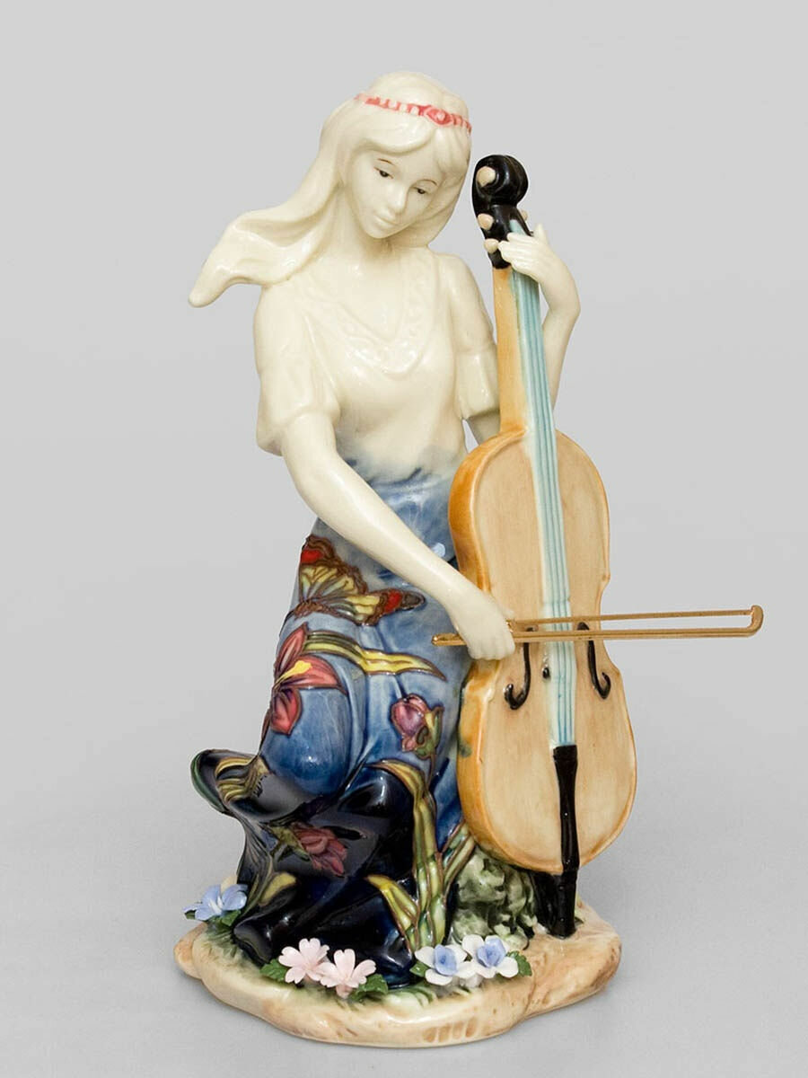 Статуэтка девушка "Волшебная виолончель", Pavone