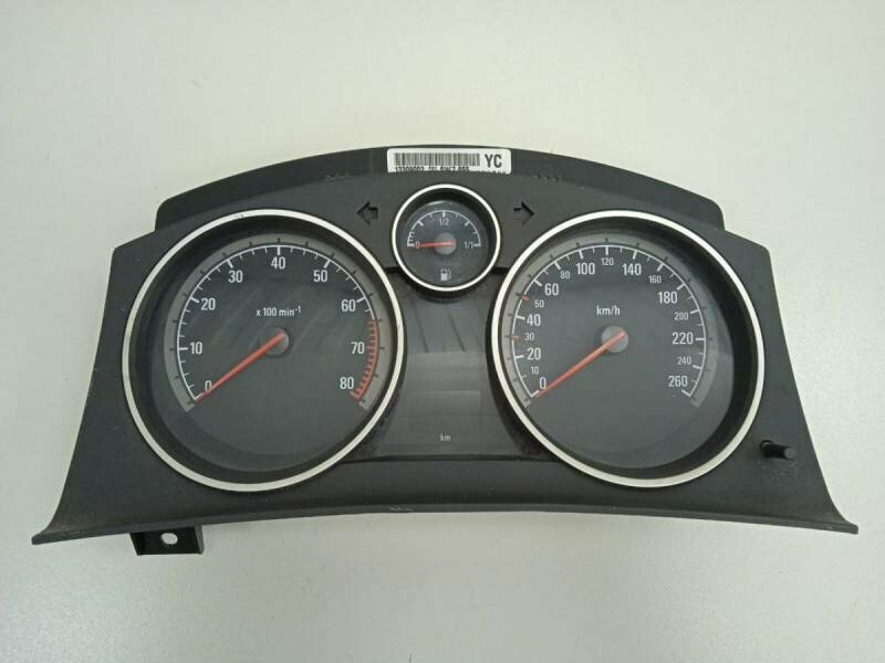Панель приборов Opel Astra H / Family 2004-2015 кат.номер: 6261025 13309002