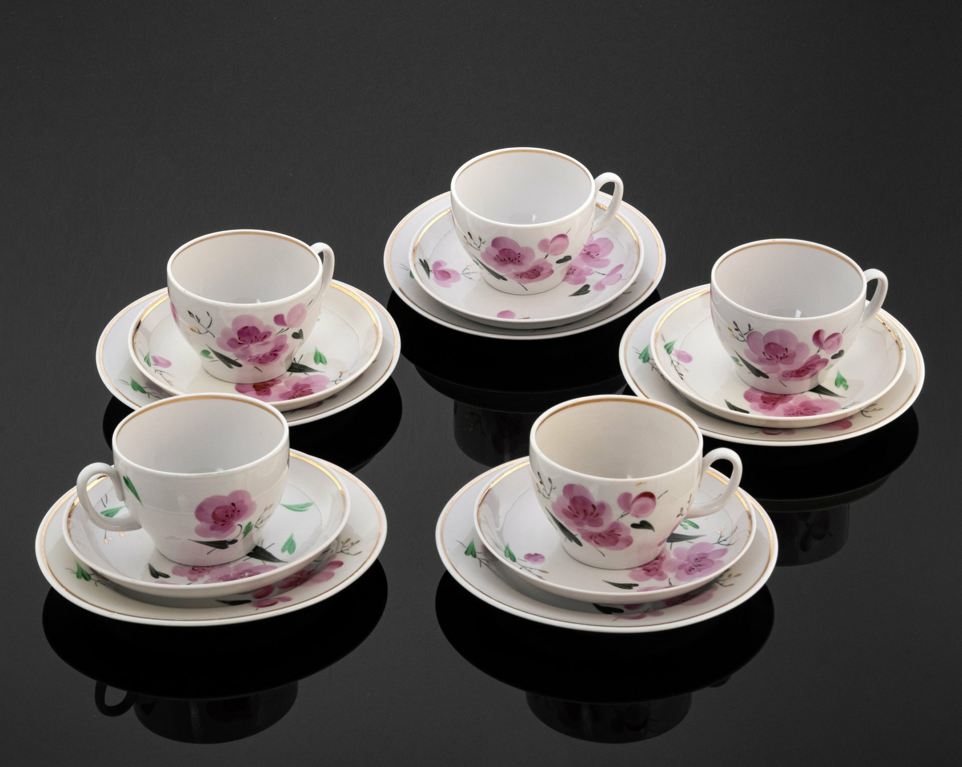 Набор чайных трио с цветочным декором на 5 персон, фарфор, роспись, золочение