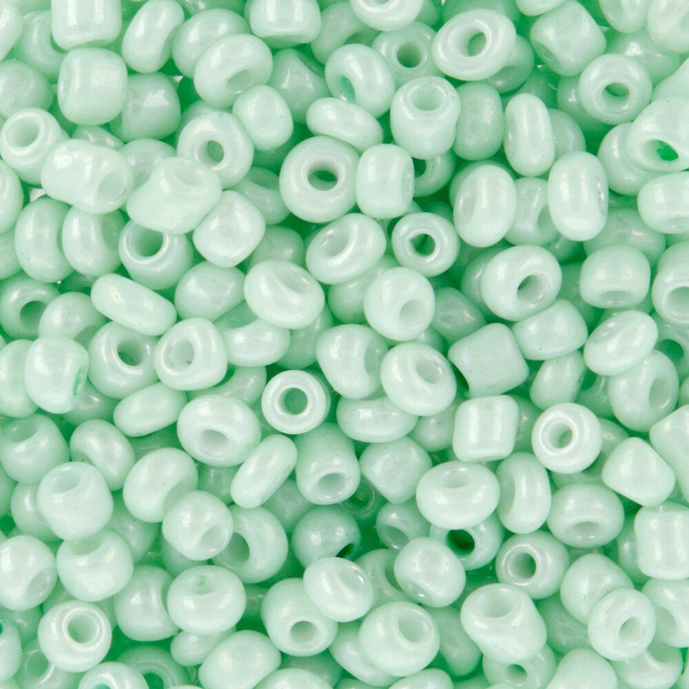 Бисер "Zlatka" круглый GR 11/0 10 г №0973 св. зеленый