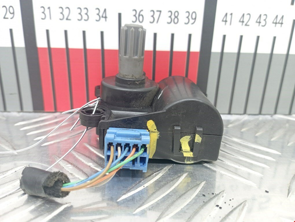 Сервопривод (электропривод моторчик привода) Kia Optima 3 (TF) арт. 1902053