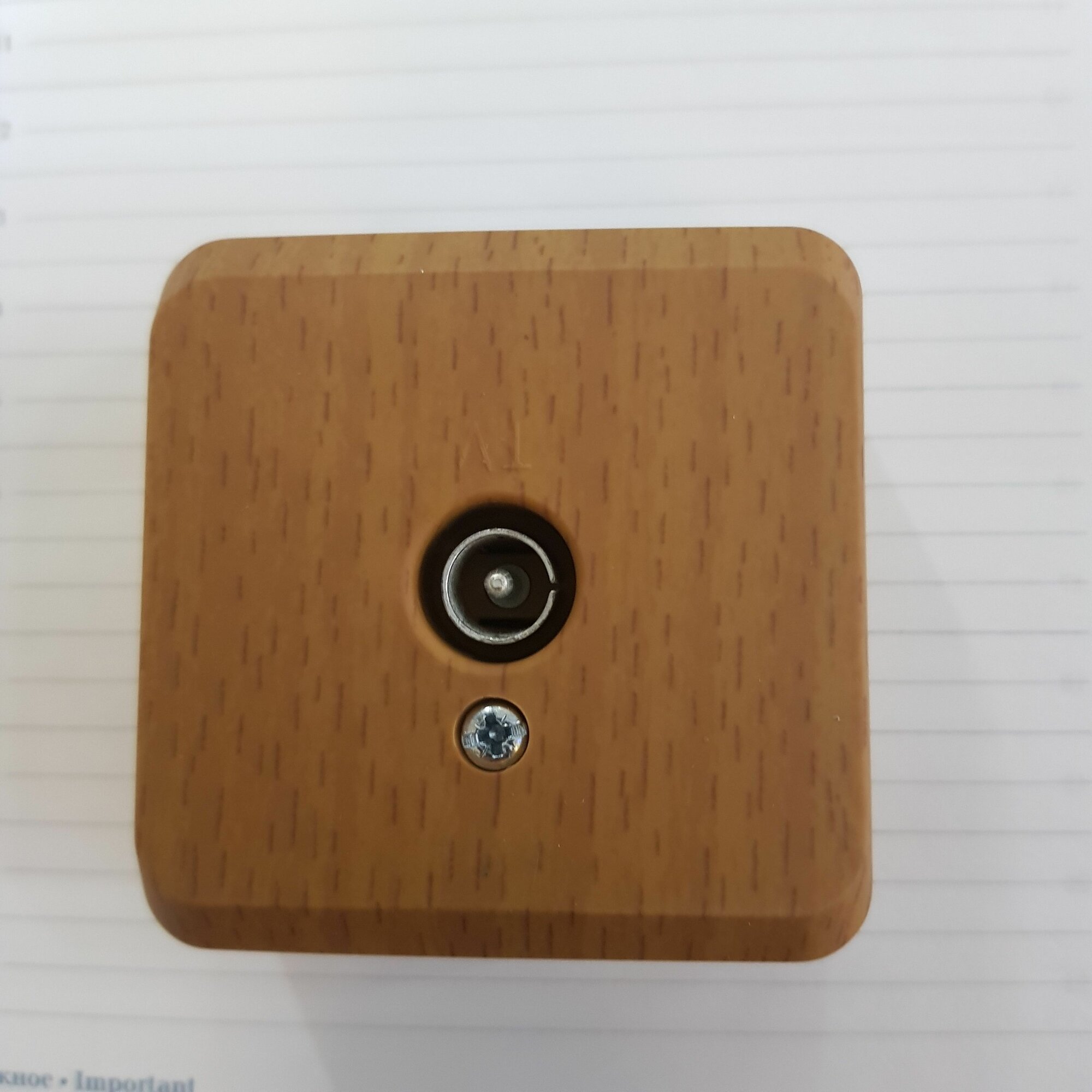 Розетка "Schneider Electric" Этюд TV коннектор, открытой установки, цвет бук, 002