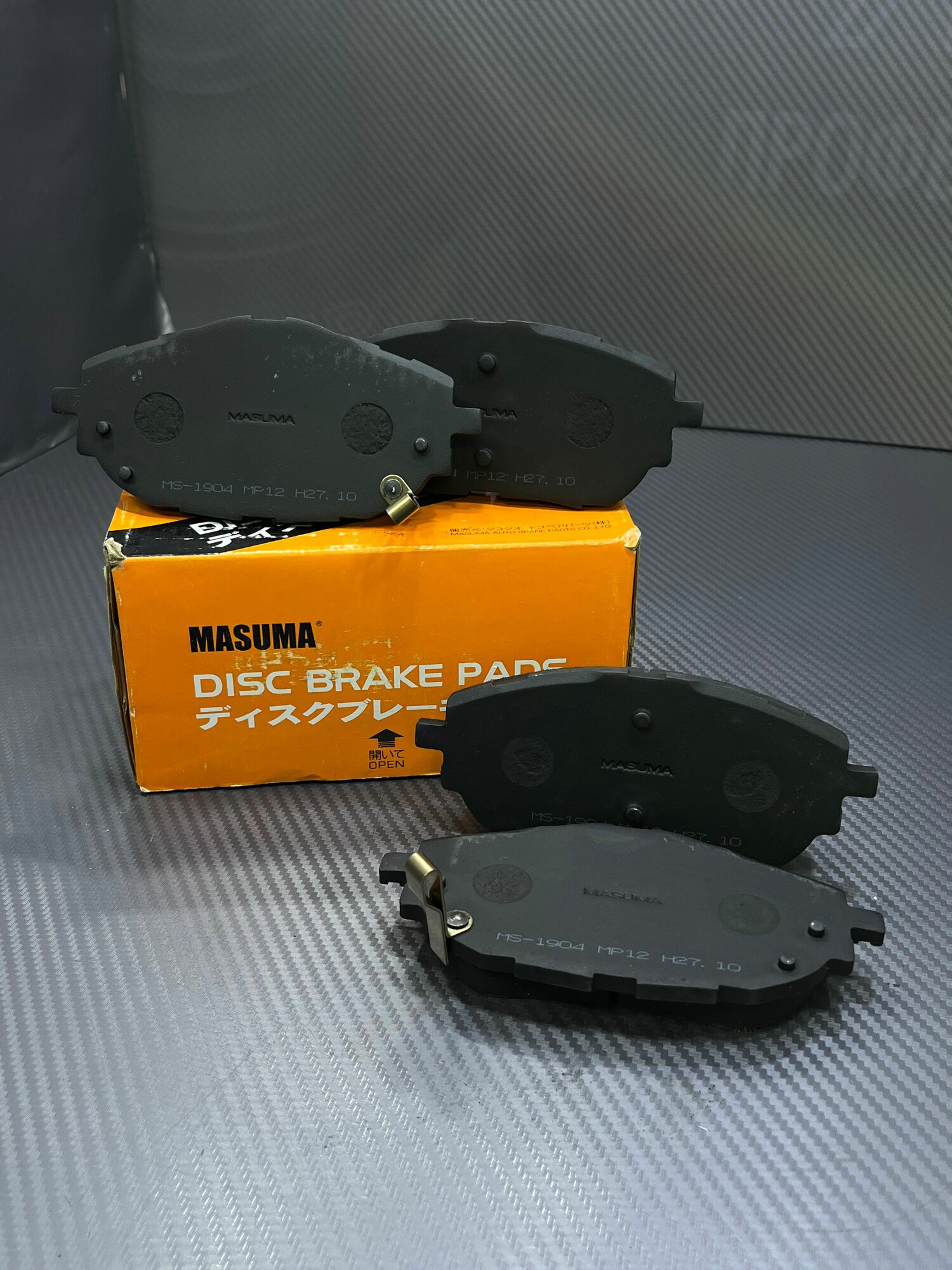 Колодки тормозные дисковые передние, комплект Masuma на а/м TOYOTA арт. MS-1904