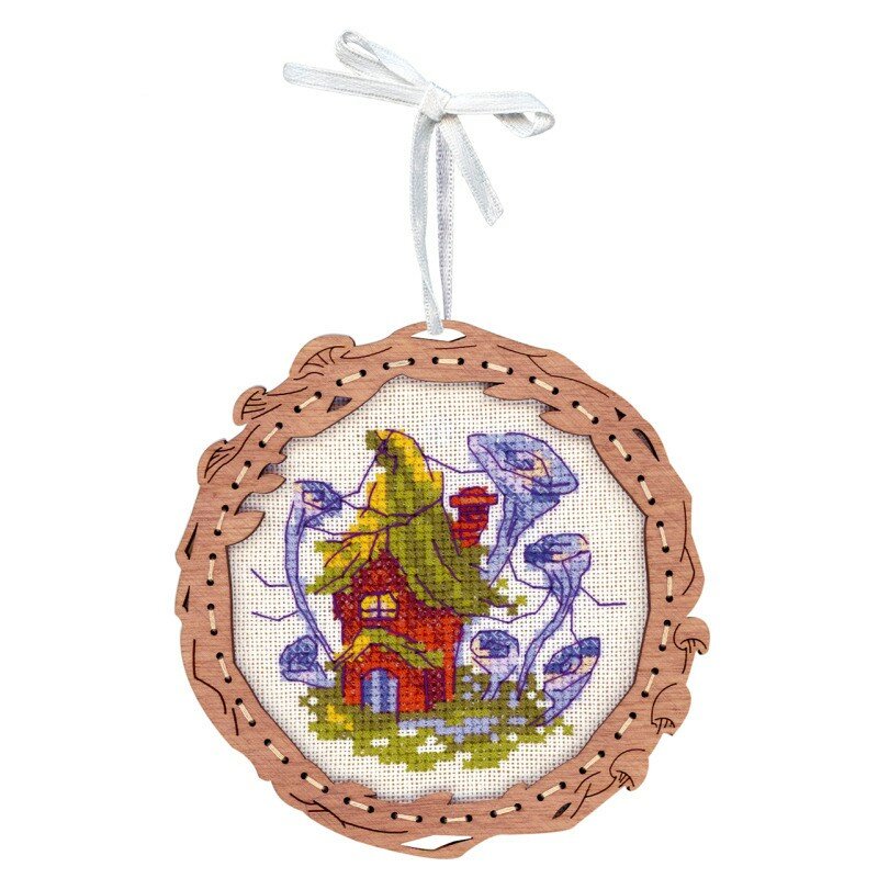 Набор для вышивания Щепка #О-105 Миниатюра "Болотный домик", Счетный крест, 11 х 11 см