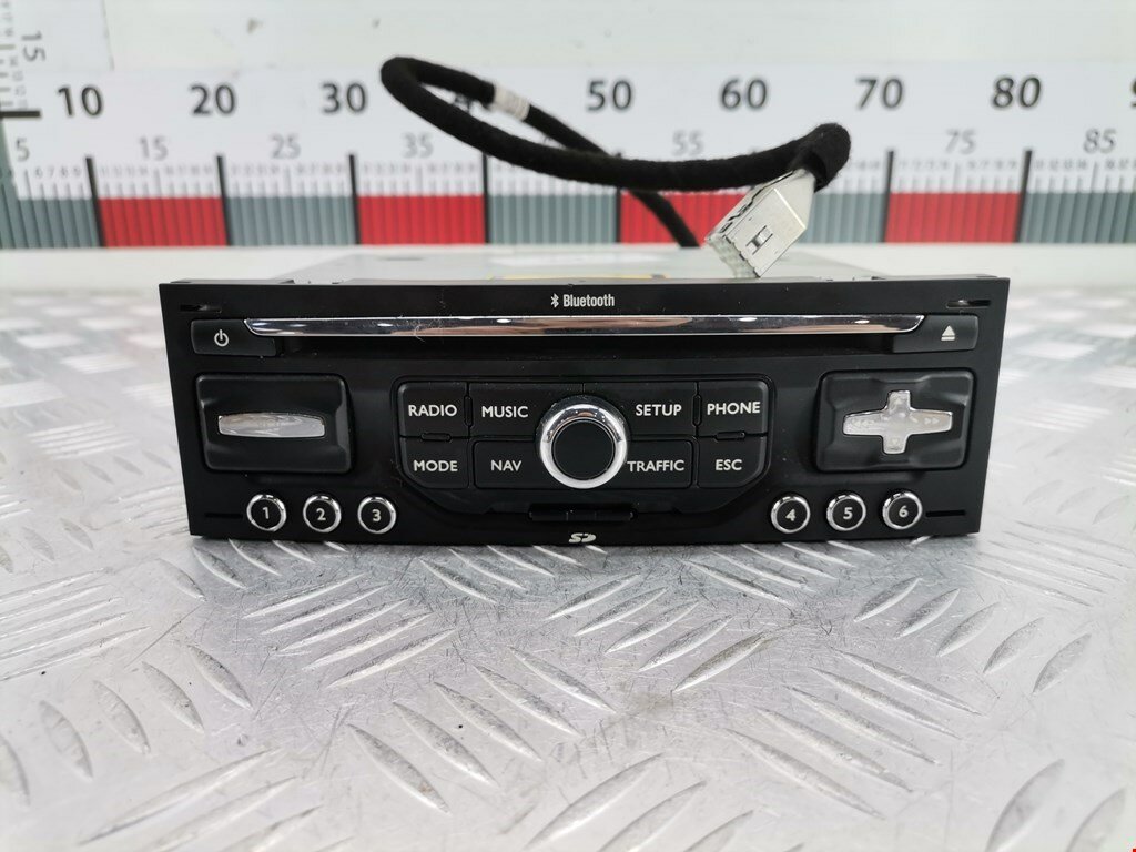 Магнитола Peugeot Partner 2 (B9) 96661984XT арт. 1798308