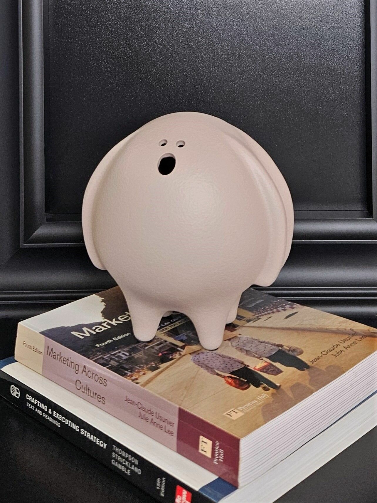 Статуэтка керамическая собака щенок серый розовый круглый милый минималистичный Adorable Puppy