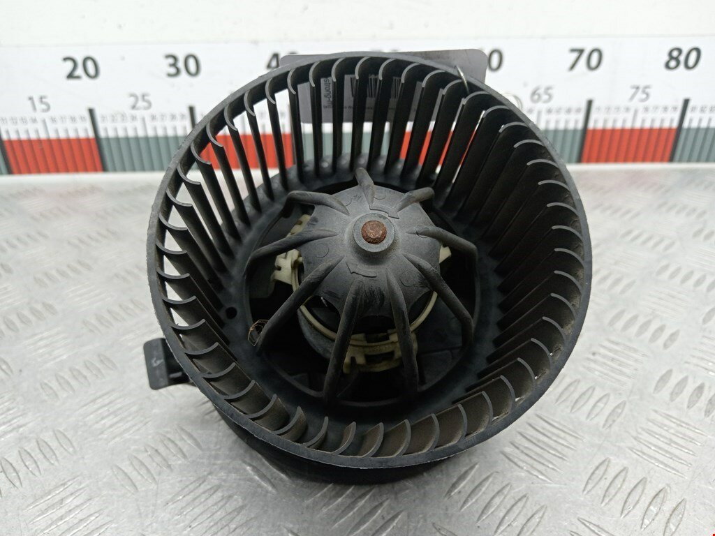 Моторчик печки (вентилятор отопителя) Renault Megane 2 7701056965 арт. 2120400