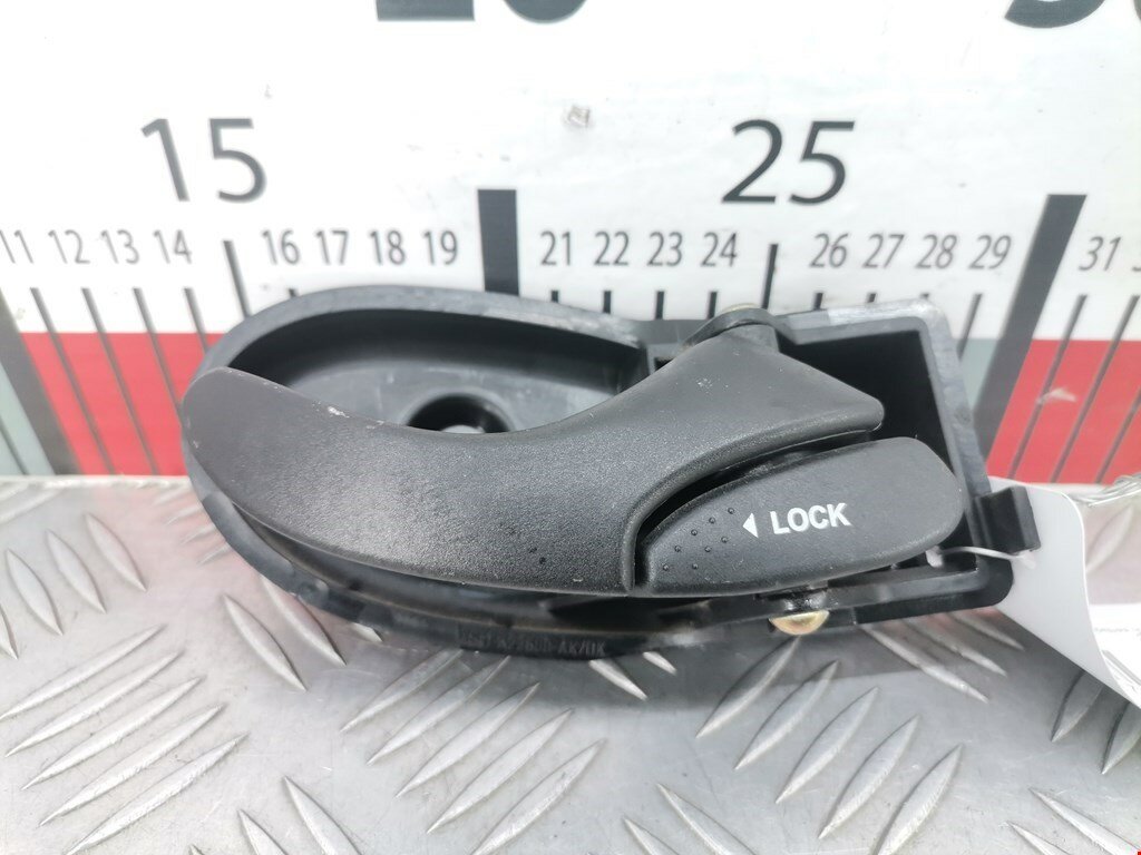 Ручка двери внутренняя передняя правая Ford Focus 1 XS41A22600AK арт. 1904817