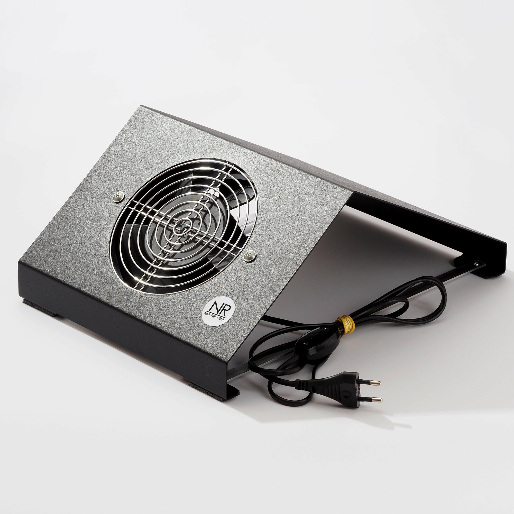 Nail republic пылесборник для маникюра чёрный 60ВТ