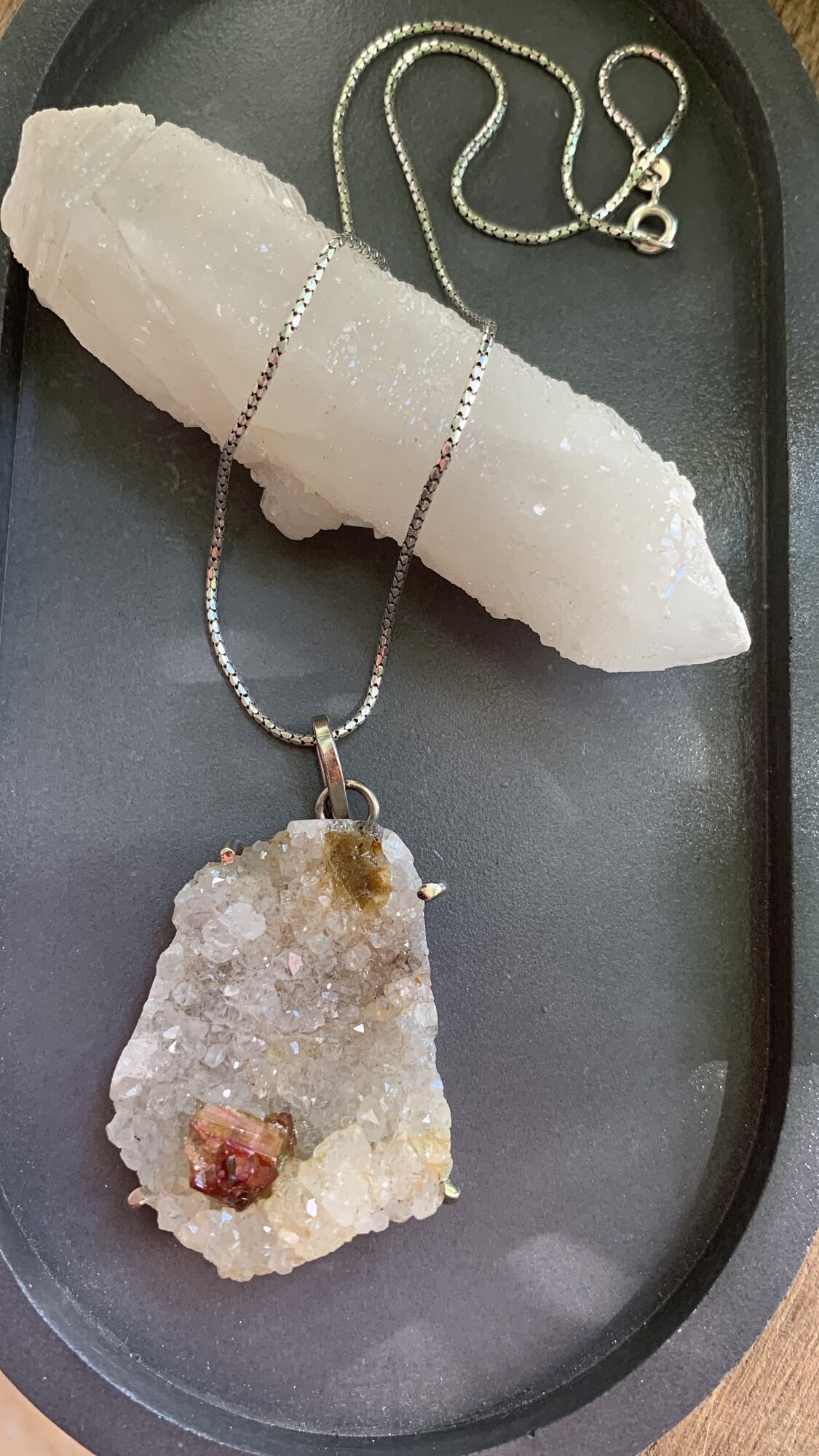 Подвеска, кварц