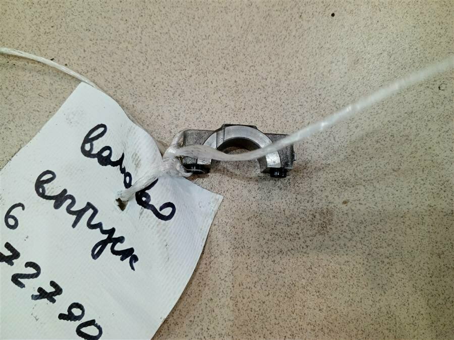 Бугель распредвала от Volvo XC90 2002-2014