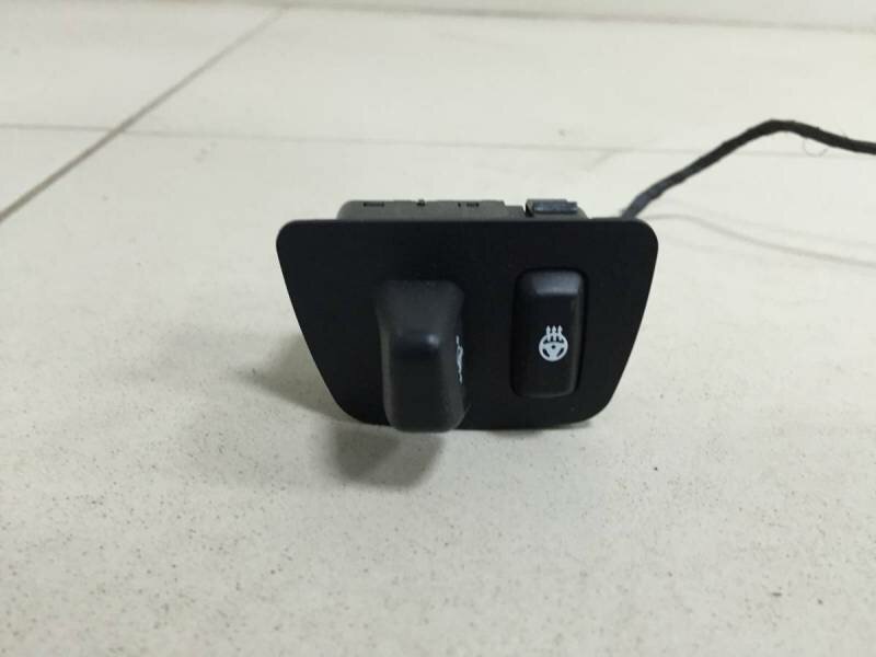 Кнопка многофункциональная BMW 7-Series F01 2008-2015 кат.номер: 61319188878