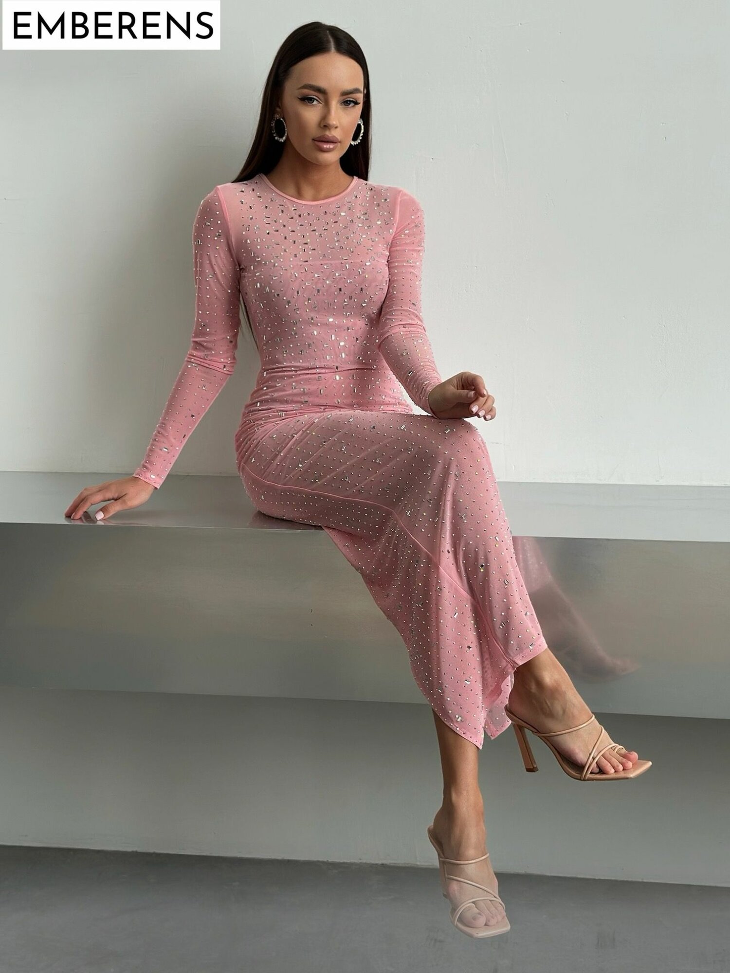 Платье Весна-лето 2025