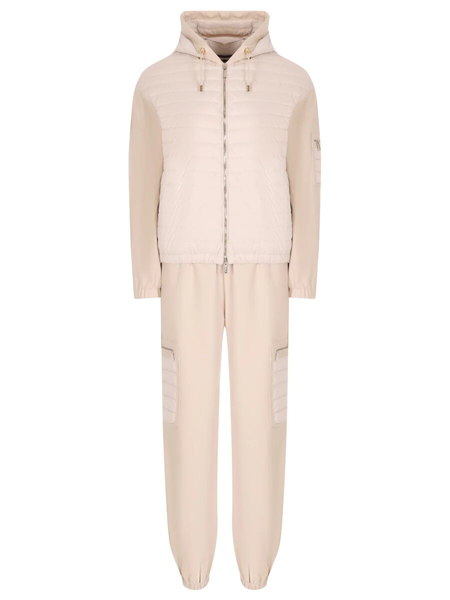 Костюм спортивный