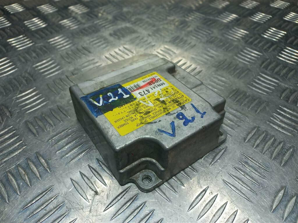 Блок управления SRS (AIR BAG) Б/У для MITSUBISHI LANCER IX рестайлинг (2005—2010) MN141473