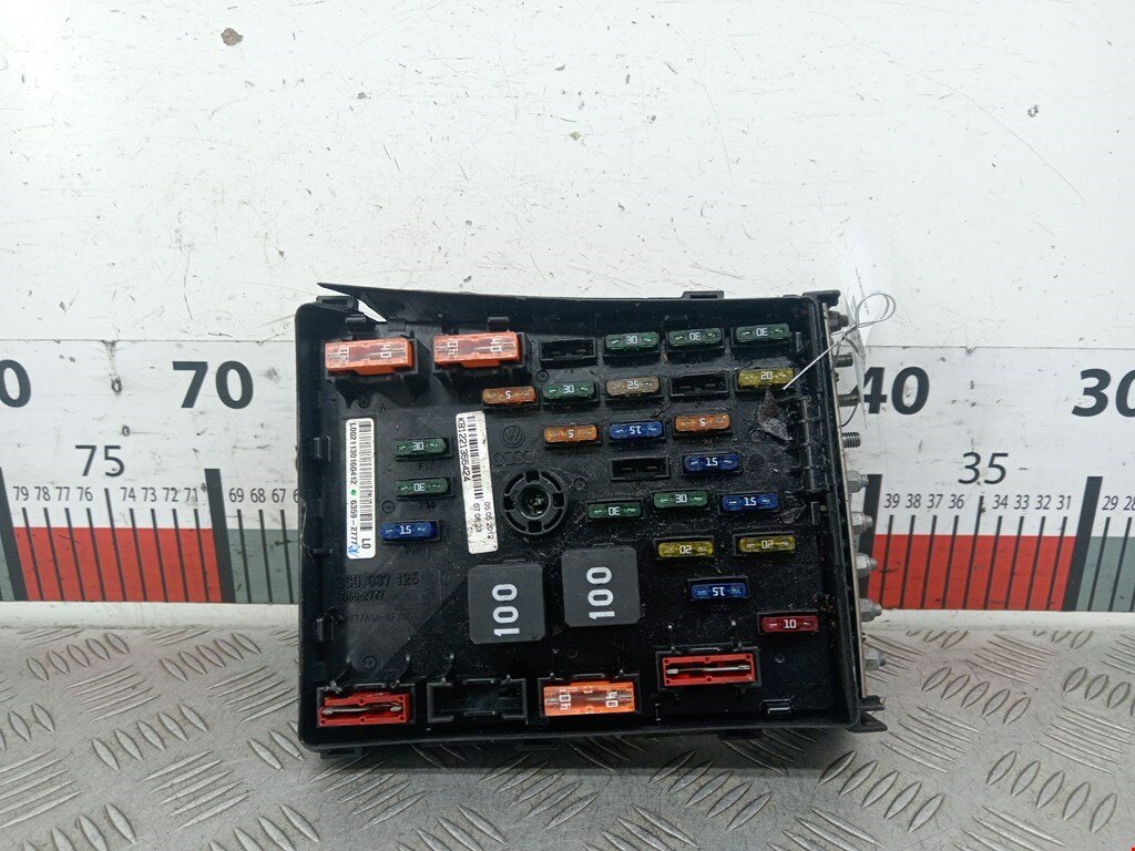 Блок предохранителей Volkswagen Sharan 2 3C0937125 арт. 2269597