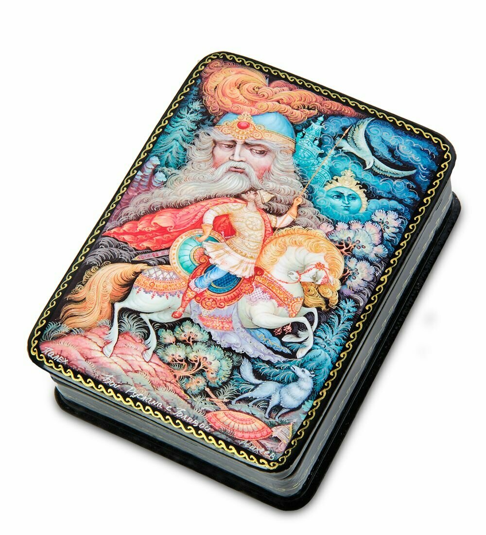 Шкатулка в технике декупаж "Бой Руслана с головой" (10х8х3,5)