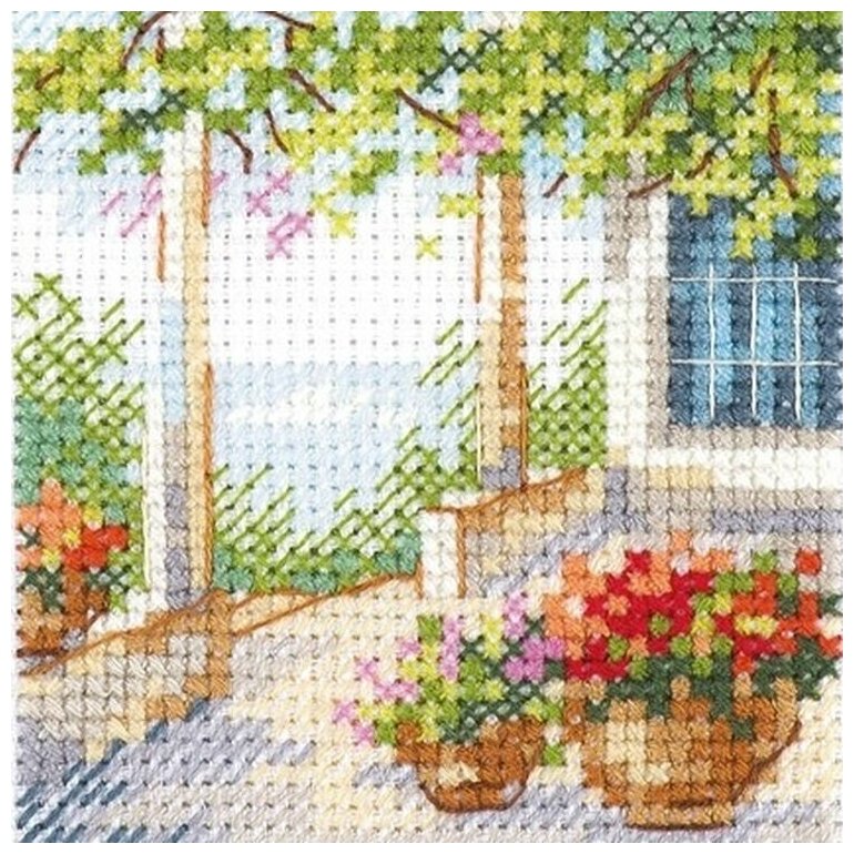 Набор для вышивания крестом Алиса "Цветочная веранда" 0-201, 7х7 см Творческий набор с комплектом качественных ниток мулине, хлопковой канвой, удобной иглой, подробной схемой и инструкцией