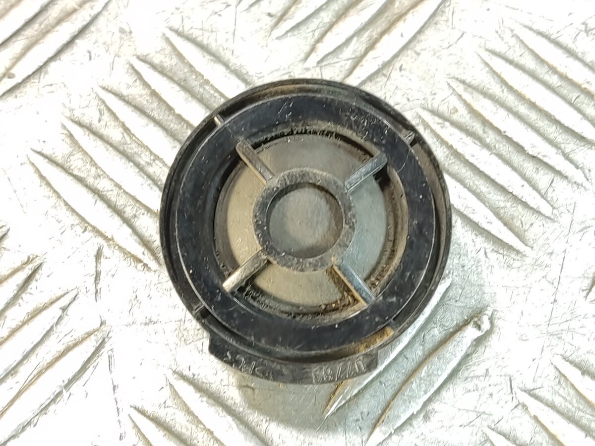 Динамик AUDI A4 2005-2007 8E0035399