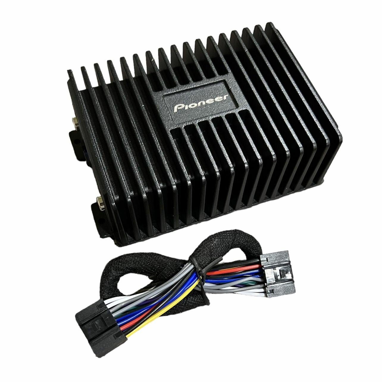 Усилитель автомобильный для Android магнитолы MobExpress TS-61.4 четырехканальный 4х80W