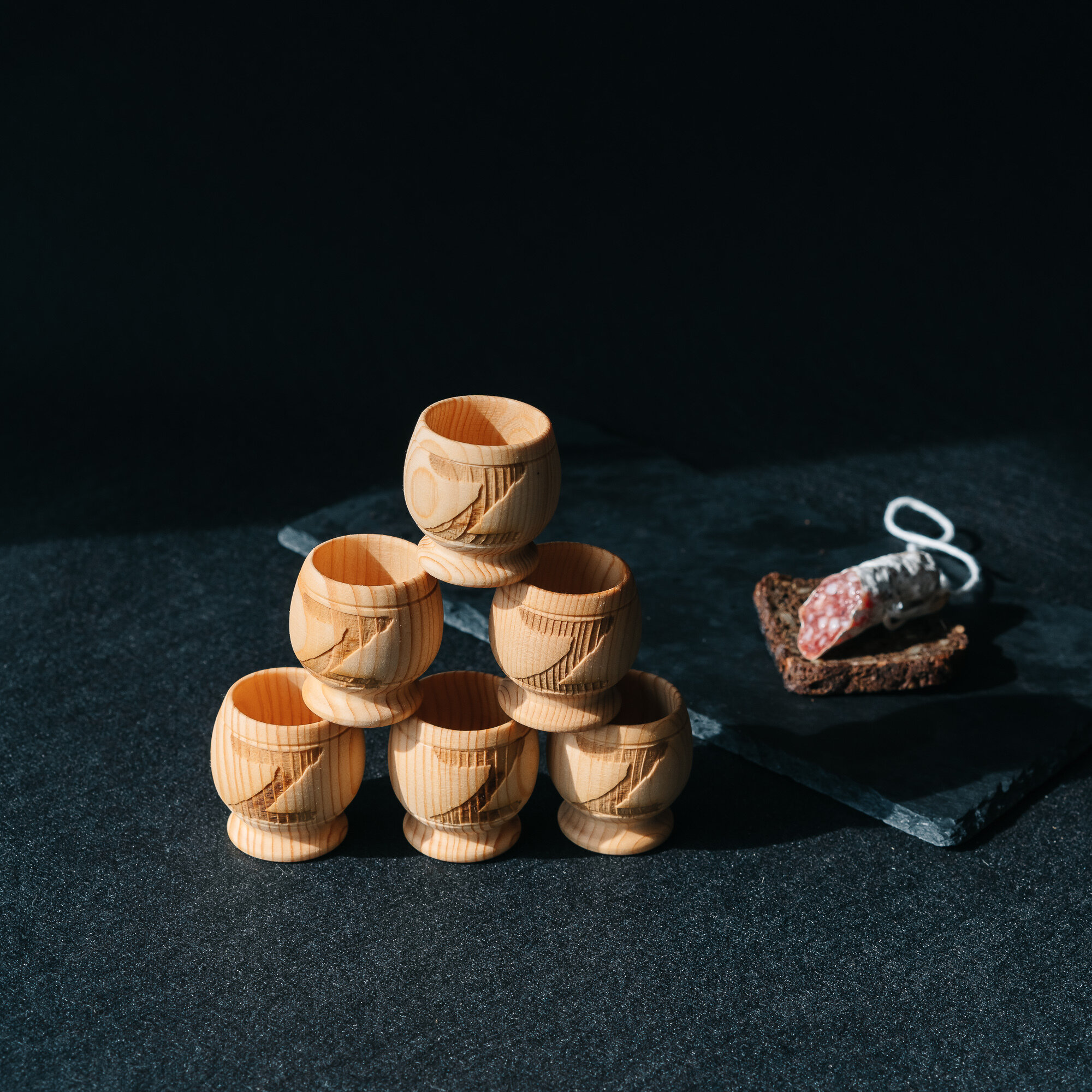 Набор деревянных рюмок (стопок, шотов) из древесины сибирского кедра, набор 6 штук. RN11