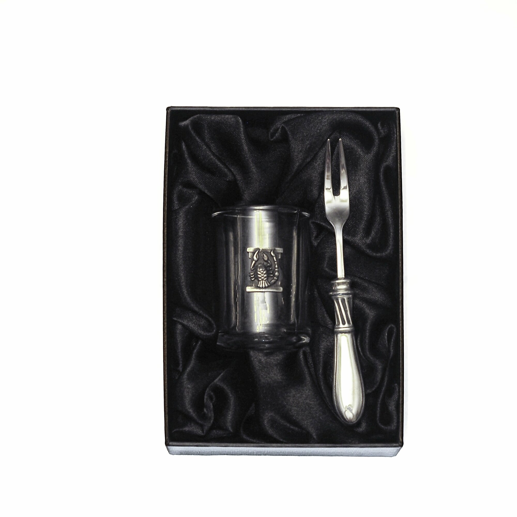 Подарочный набор стопка с накладкой знак зодиака "Скорпион" и закусочная вилочка в футляре