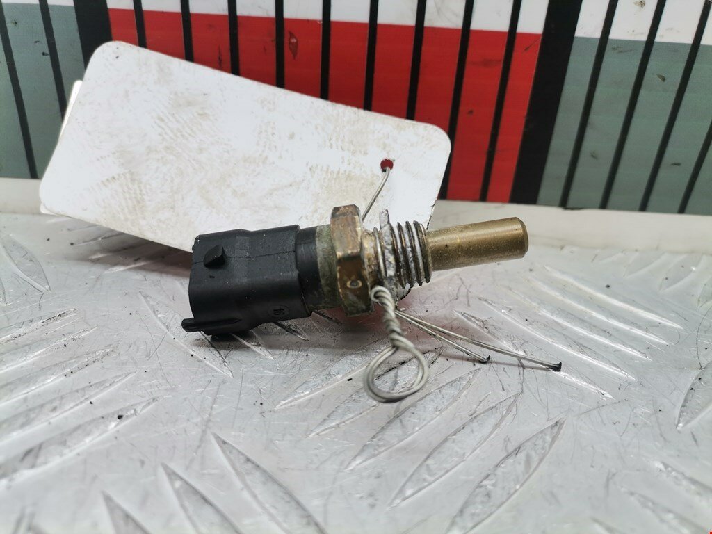 Датчик температуры охлаждающей жидкости Opel Corsa C 55188058 арт. 2069780