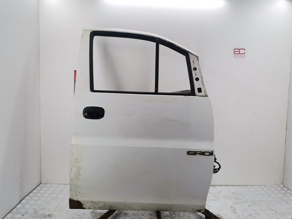 Дверь передняя правая Hyundai H1 1 760044G000 арт. 1630957