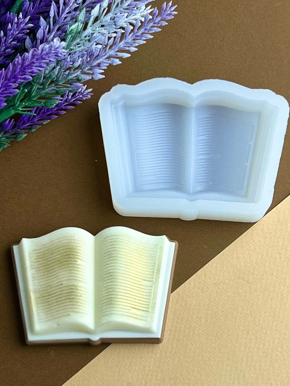 Силиконовый молд "Книга", форма для шоколада, кармели, гипса, мыла и эпоксидной смолы